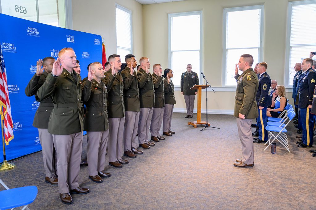 MTSU Military Science Commissions 13 New Leaders as 2nd Lieutenants ... MTSU Military Science Commissions 13 New Leaders as 2nd Lieutenants ...