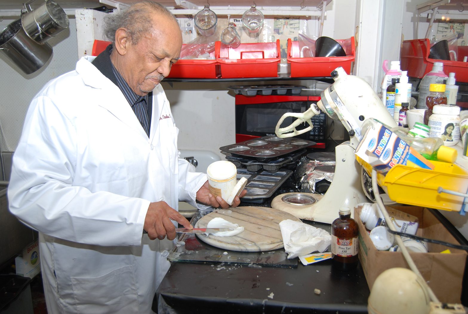 Trailblazing Pharmacist’s ‘Incredible Life and Legacy’ Spanned 65 Years ...